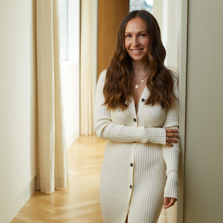 EP090 – Parachute: Ariel Kaye, Founder & CEO | FINIEN